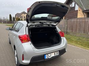 Toyota Auris 2013 Valmiera, ar dzinēja tilpumu 1.40 L un nobraukumu 294 tūkst. km par 4350 €, foto 13 vietnē AUTOMOTO.COM.LV