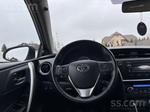 Toyota Auris 2013 Valmiera, ar dzinēja tilpumu 1.40 L un nobraukumu 294 tūkst. km par 4350 €, foto 15 vietnē AUTOMOTO.COM.LV