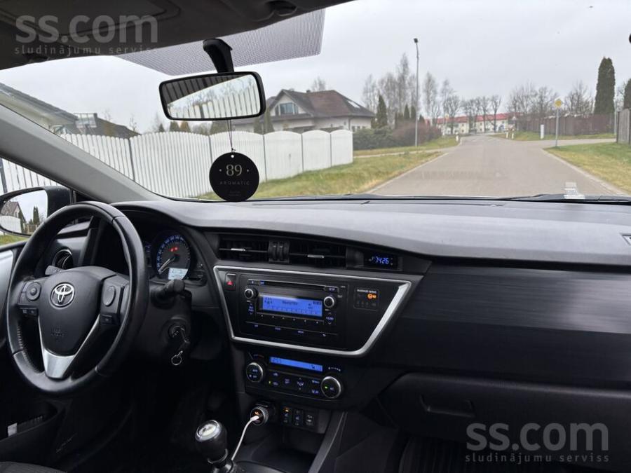 Toyota Auris 2013 Valmiera, ar dzinēja tilpumu 1.40 L un nobraukumu 294 tūkst. km par 4350 €, foto 17 vietnē AUTOMOTO.COM.LV