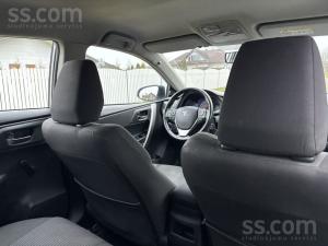 Toyota Auris 2013 Valmiera, ar dzinēja tilpumu 1.40 L un nobraukumu 294 tūkst. km par 4350 €, foto 18 vietnē AUTOMOTO.COM.LV
