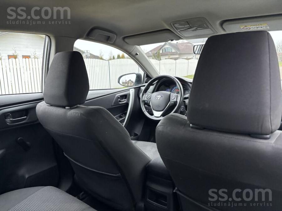 Toyota Auris 2013 Valmiera, ar dzinēja tilpumu 1.40 L un nobraukumu 294 tūkst. km par 4350 €, foto 18 vietnē AUTOMOTO.COM.LV