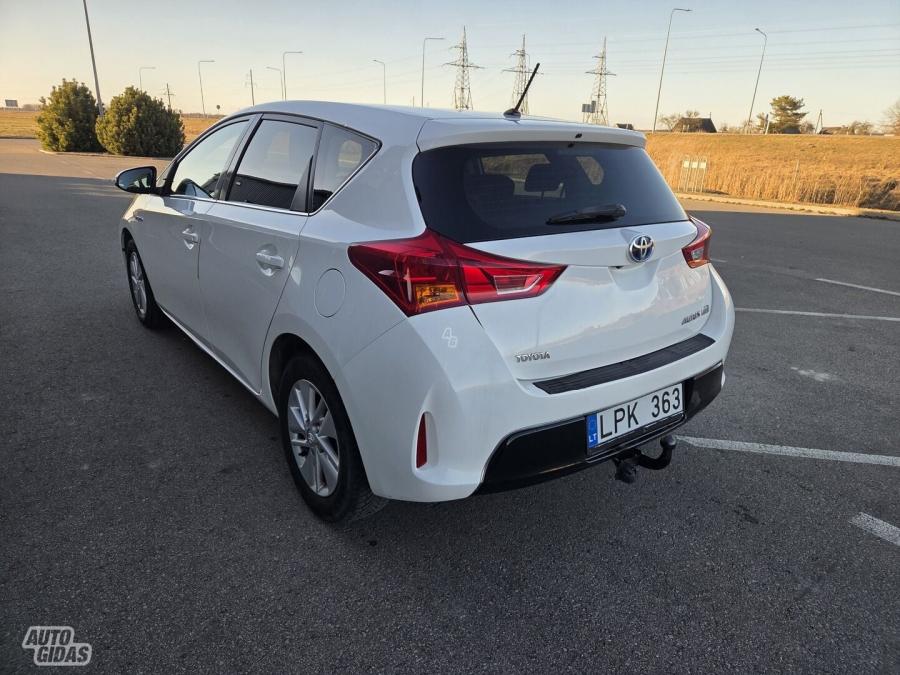 Toyota Auris 2013 Viļņa, ar dzinēja tilpumu 1.80 L un nobraukumu 271 tūkst. km par 7550 €, foto 7 vietnē AUTOMOTO.COM.LV