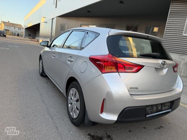 Toyota Auris 2013 Viļņa, ar dzinēja tilpumu 1.60 L un nobraukumu 197 tūkst. km par 5500 €, foto 9 vietnē AUTOMOTO.COM.LV