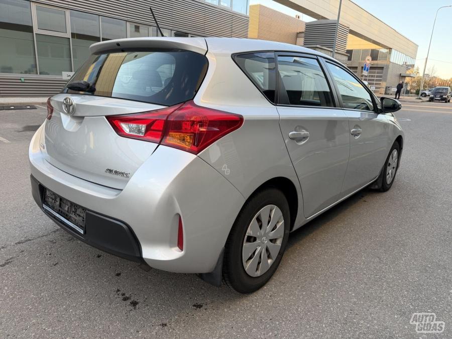 Toyota Auris 2013 Viļņa, ar dzinēja tilpumu 1.60 L un nobraukumu 197 tūkst. km par 5500 €, foto 11 vietnē AUTOMOTO.COM.LV
