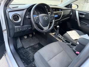 Toyota Auris 2013 Viļņa, ar dzinēja tilpumu 1.60 L un nobraukumu 197 tūkst. km par 5500 €, foto 15 vietnē AUTOMOTO.COM.LV