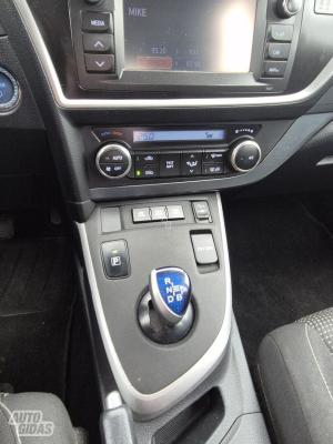 Toyota Auris 2013 in Panevezys, with an engine capacity of 1.80 L and mileage of 240 thousand km for 8500 €, photo 10 on AUTOMOTO.COM.LV