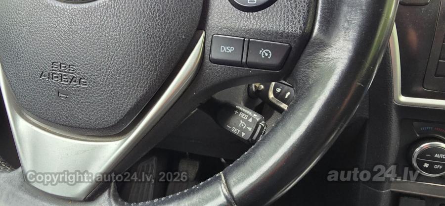 Toyota Auris 2013 in Rakvere, with an engine capacity of 1.60 L and mileage of 185 thousand km for 7300 €, photo 13 on AUTOMOTO.COM.LV