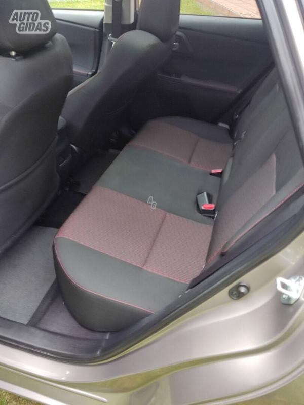 Toyota Auris 2013 in Alytus, with an engine capacity of 1.40 L and mileage of 230 thousand km for 5650 €, photo 7 on AUTOMOTO.COM.LV