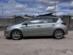 Toyota Auris 2013 Viļņa, ar dzinēja tilpumu 1.80 L un nobraukumu 44 tūkst. km par 12350 €, foto 4 vietnē AUTOMOTO.COM.LV