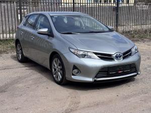 Toyota Auris 2013 Viļņa, ar dzinēja tilpumu 1.80 L un nobraukumu 44 tūkst. km par 12350 €, foto 5 vietnē AUTOMOTO.COM.LV