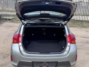 Toyota Auris 2013 Viļņa, ar dzinēja tilpumu 1.80 L un nobraukumu 44 tūkst. km par 12350 €, foto 10 vietnē AUTOMOTO.COM.LV
