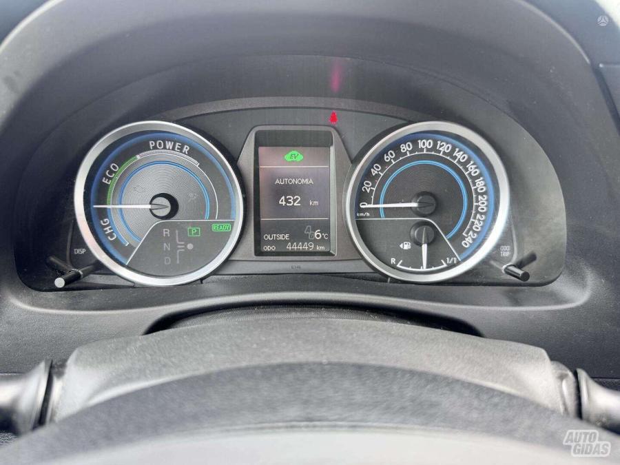 Toyota Auris 2013 Viļņa, ar dzinēja tilpumu 1.80 L un nobraukumu 44 tūkst. km par 12350 €, foto 14 vietnē AUTOMOTO.COM.LV