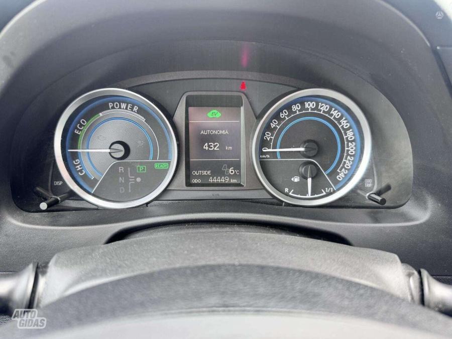 Toyota Auris 2013 Viļņa, ar dzinēja tilpumu 1.80 L un nobraukumu 44 tūkst. km par 12350 €, foto 14 vietnē AUTOMOTO.COM.LV