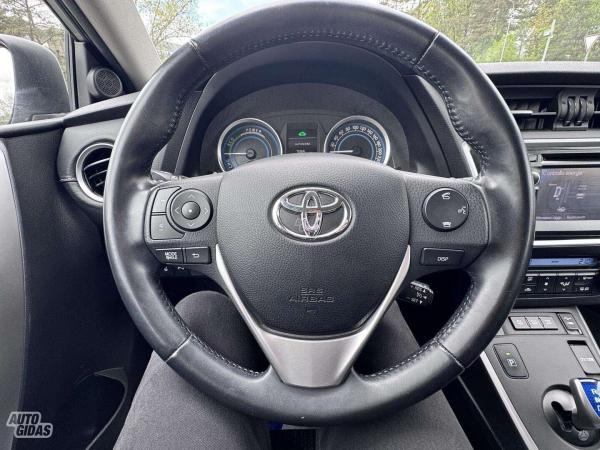 Toyota Auris 2013 in Vilnius, with an engine capacity of 1.80 L and mileage of 44 thousand km for 11950 €, photo 10 on AUTOMOTO.COM.LV