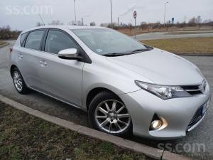 Toyota Auris 2014 Rīga, ar dzinēja tilpumu 1.40 L un nobraukumu 192 tūkst. km par 11350 €, foto 2 vietnē AUTOMOTO.COM.LV