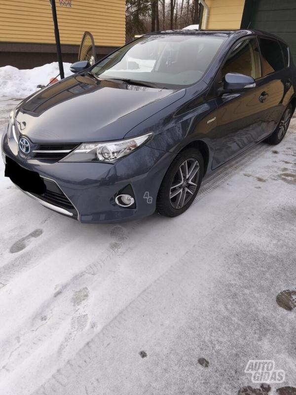 Toyota Auris 2014 in Vilnius, with an engine capacity of 1.80 L and mileage of 203 thousand km for 8200 €, photo 5 on AUTOMOTO.COM.LV