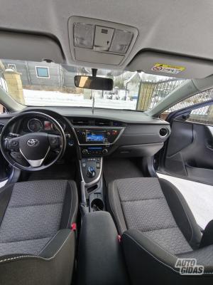 Toyota Auris 2014 Viļņa, ar dzinēja tilpumu 1.80 L un nobraukumu 203 tūkst. km par 8200 €, foto 8 vietnē AUTOMOTO.COM.LV