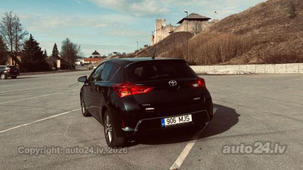 Toyota Auris 2014 in Rakvere, with an engine capacity of 1.60 L and mileage of 117 thousand km for 8000 €, photo 3 on AUTOMOTO.COM.LV