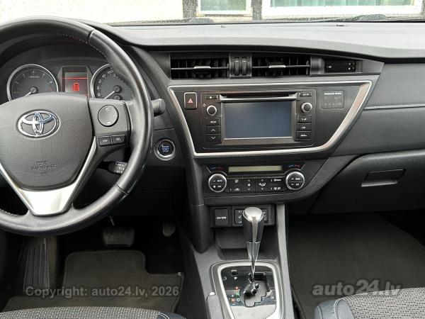 Тойота Аурис 2015 в Таллин, объемом двигателя 1.60 л и пробегом 108 тыс. км за 9250 €, фото 8 на AUTOMOTO.COM.LV