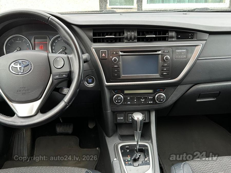 Тойота Аурис 2015 в Таллин, объемом двигателя 1.60 л и пробегом 108 тыс. км за 9250 €, фото 9 на AUTOMOTO.COM.LV