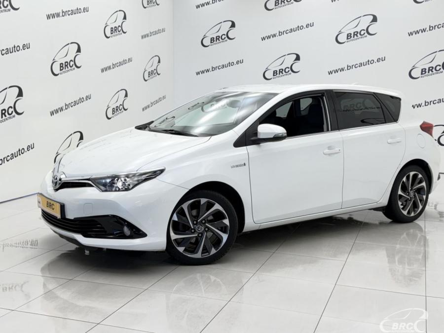 Toyota Auris 2016 Viļņa, ar dzinēja tilpumu 1.80 L un nobraukumu 186 tūkst. km par 10900 €, foto 1 vietnē AUTOMOTO.COM.LV
