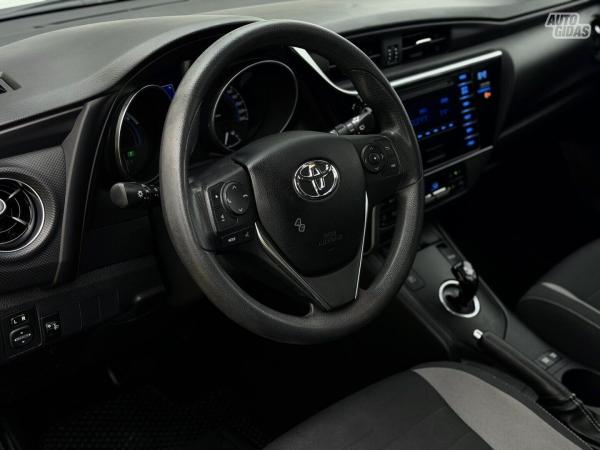 Toyota Auris 2016 Avižieniai, ar dzinēja tilpumu 1.80 L un nobraukumu 124 tūkst. km par 11200 €, foto 9 vietnē AUTOMOTO.COM.LV