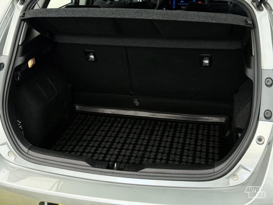 Тойота Аурис 2016 в Авиженяй, объемом двигателя 1.80 л и пробегом 124 тыс. км за 11200 €, фото 13 на AUTOMOTO.COM.LV