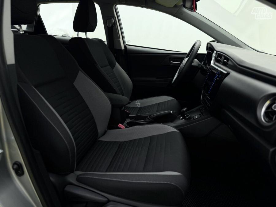 Тойота Аурис 2016 в Авиженяй, объемом двигателя 1.80 л и пробегом 124 тыс. км за 11200 €, фото 15 на AUTOMOTO.COM.LV