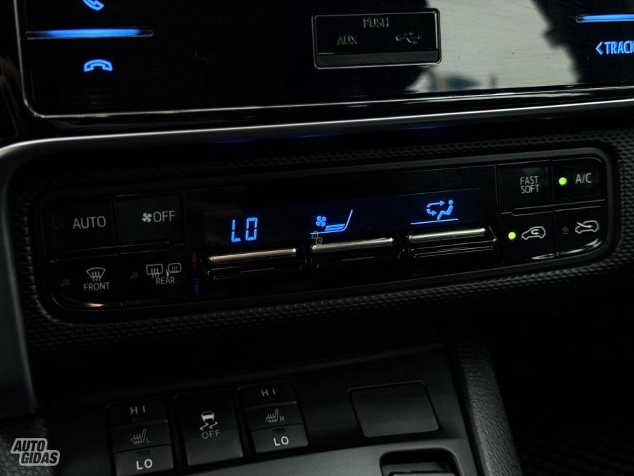 Тойота Аурис 2016 в Авиженяй, объемом двигателя 1.80 л и пробегом 124 тыс. км за 11200 €, фото 22 на AUTOMOTO.COM.LV