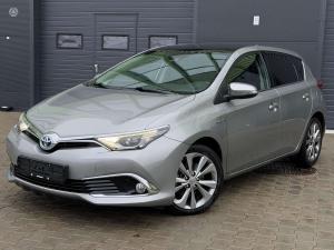 Toyota Auris 2016 in Vilnius, with an engine capacity of 1.80 L and mileage of 186 thousand km for 12666 €, photo  on AUTOMOTO.COM.LV