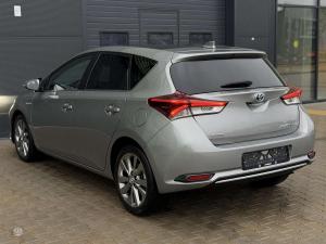 Toyota Auris 2016 in Vilnius, with an engine capacity of 1.80 L and mileage of 186 thousand km for 12666 €, photo 5 on AUTOMOTO.COM.LV