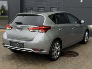 Toyota Auris 2016 in Vilnius, with an engine capacity of 1.80 L and mileage of 186 thousand km for 12666 €, photo 6 on AUTOMOTO.COM.LV