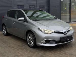 Toyota Auris 2016 in Vilnius, with an engine capacity of 1.80 L and mileage of 186 thousand km for 12666 €, photo 8 on AUTOMOTO.COM.LV