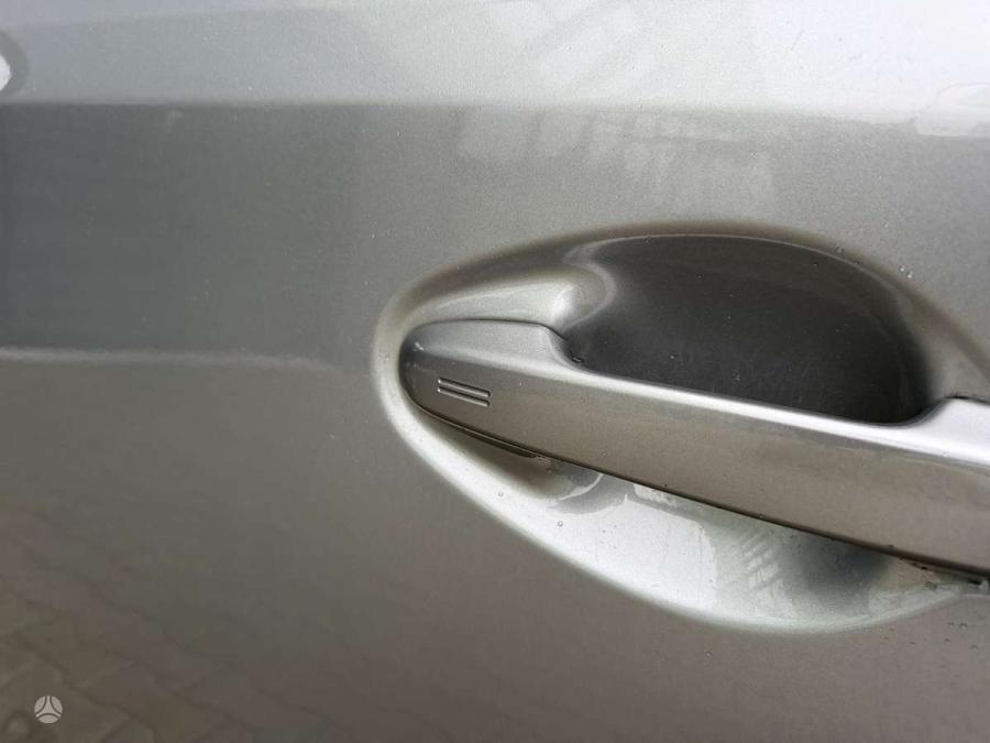 Toyota Auris 2016 in Vilnius, with an engine capacity of 1.80 L and mileage of 186 thousand km for 12666 €, photo 22 on AUTOMOTO.COM.LV