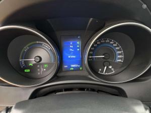 Toyota Auris 2016 in Vilnius, with an engine capacity of 1.80 L and mileage of 186 thousand km for 12666 €, photo 23 on AUTOMOTO.COM.LV
