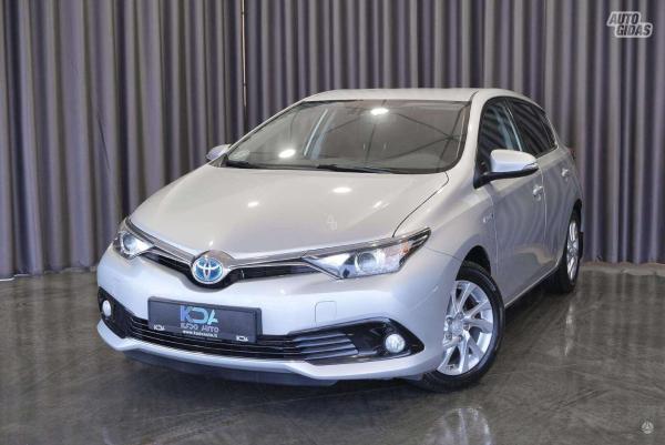 Toyota Auris 2017 in Marijampole, with an engine capacity of 1.80 L and mileage of 112 thousand km for 11950 €, photo 4 on AUTOMOTO.COM.LV