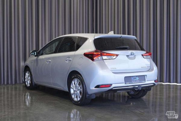 Toyota Auris 2017 in Marijampole, with an engine capacity of 1.80 L and mileage of 112 thousand km for 11950 €, photo 8 on AUTOMOTO.COM.LV
