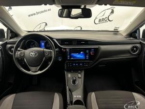 Toyota Auris 2017 in Vilnius, with an engine capacity of 1.80 L and mileage of 157 thousand km for 11500 €, photo 4 on AUTOMOTO.COM.LV