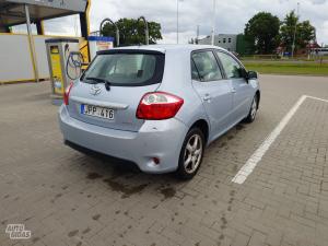 Toyota Auris 2017 in Taurage, with an engine capacity of 2.00 L and mileage of 247 thousand km for 5000 €, photo 4 on AUTOMOTO.COM.LV