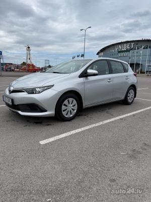 Toyota Auris 2018 in Tallinn, with an engine capacity of 1.60 L and mileage of 160 thousand km for 10800 €, photo 4 on AUTOMOTO.COM.LV