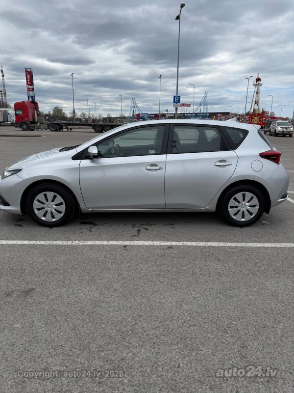Toyota Auris 2018 Tallina, ar dzinēja tilpumu 1.60 L un nobraukumu 160 tūkst. km par 10800 €, foto 4 vietnē AUTOMOTO.COM.LV