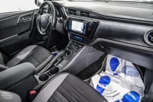 Toyota Auris 2018 in Kaunas, with an engine capacity of 1.80 L and mileage of 238 thousand km for 10490 €, photo 12 on AUTOMOTO.COM.LV
