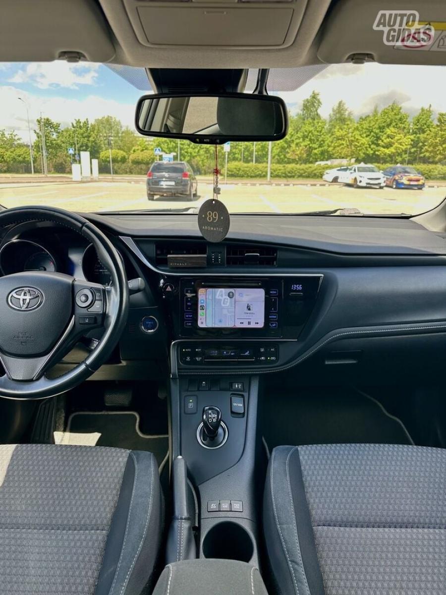 Toyota Auris 2018 Šauļi, ar dzinēja tilpumu 1.80 L un nobraukumu 111 tūkst. km par 12700 €, foto 9 vietnē AUTOMOTO.COM.LV