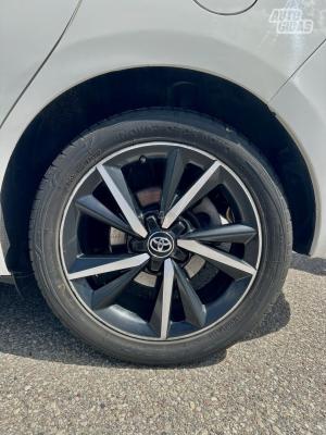 Toyota Auris 2018 Šauļi, ar dzinēja tilpumu 1.80 L un nobraukumu 111 tūkst. km par 12700 €, foto 17 vietnē AUTOMOTO.COM.LV