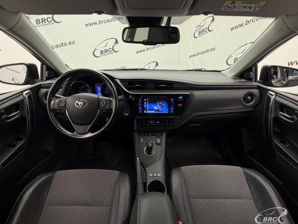 Toyota Auris 2018 Viļņa, ar dzinēja tilpumu 1.80 L un nobraukumu 82 tūkst. km par 12900 €, foto 4 vietnē AUTOMOTO.COM.LV