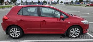 Красный Тойота Аурис 2009 в Рига, объемом двигателя 1.60 л и пробегом 139 тыс. км за 3300 €, фото 8 на AUTOMOTO.COM.LV