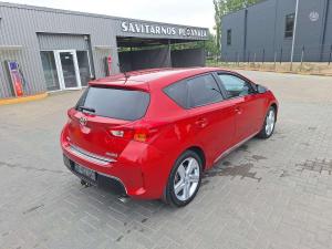Sarkans Toyota Auris 2013 Vilkaviškis, ar dzinēja tilpumu 1.60 L un nobraukumu 210 tūkst. km par 7200 €, foto 6 vietnē AUTOMOTO.COM.LV