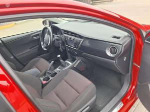 Sarkans Toyota Auris 2013 Vilkaviškis, ar dzinēja tilpumu 1.60 L un nobraukumu 210 tūkst. km par 7200 €, foto 10 vietnē AUTOMOTO.COM.LV