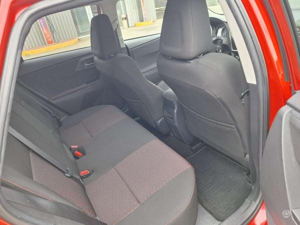 Toyota Auris 2013 Vilkaviškis vietnē Sarkans Toyota Auris 2013 Vilkaviškis, ar dzinēja tilpumu 1.60 L un nobraukumu 210 tūkst. km par 7200 €, foto 11 vietnē AUTOMOTO.COM.LV
