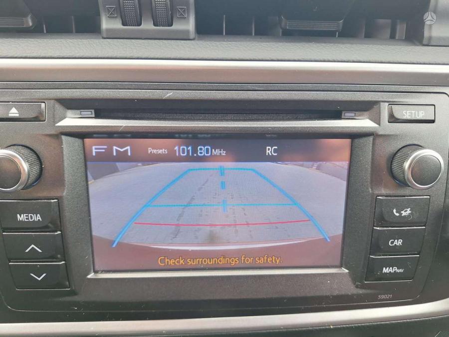 Sarkans Toyota Auris 2013 Vilkaviškis, ar dzinēja tilpumu 1.60 L un nobraukumu 210 tūkst. km par 7200 €, foto 15 vietnē AUTOMOTO.COM.LV